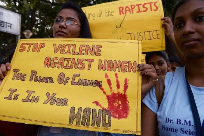 Accused Rapist Stripped And Dragged Out Of Prison By Angry Indian Mob