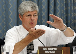Stupak: 15-20 House Dems Dissatisfied with Obama Health Bill - Politics ...