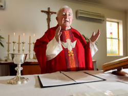 Lex Orandi, Lex Credendi: New Mass Translation Praised by Young and Old ...