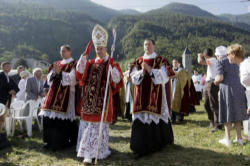 BREAKING: The Holy See Press Office Issues Statement on SSPX Efforts at ...
