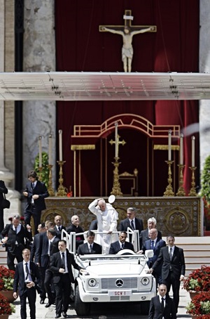 Pentecostal Pope Calls Ecclesial Movements and the Whole Church to ...