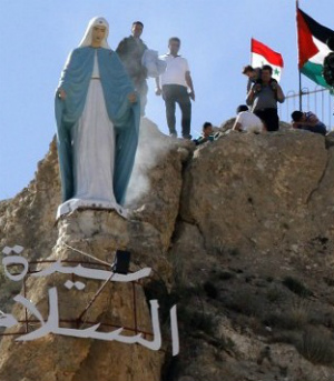 Amazing Virgin Mary statue stands tall once again in Syria - Middle ...
