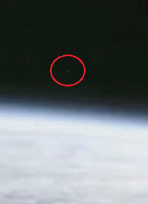 NASA cuts live feed when 'UFO' appears - U.S. News - News - Catholic Online