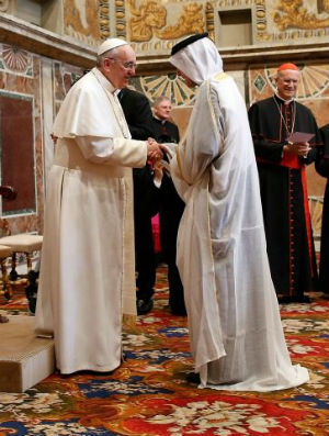 'Not right to identify Islam with violence': Pope Francis speaks out ...