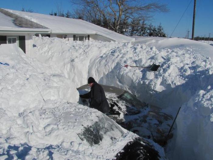 Snow Fun Eastern Canada Inundated By Heavy Snowfall Pictures